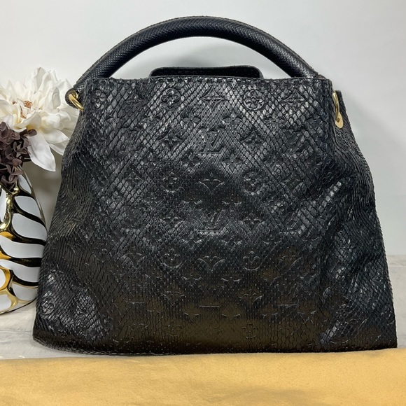 Louis Vuitton | Bags | Ultra Unicorn Louis Vuitton Python Noir Artsy ...